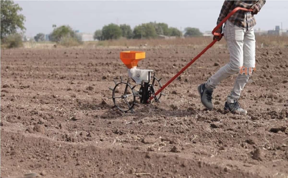 Buy the Best Seed Drill for Sale - Manual Hand Operated Seed Drill